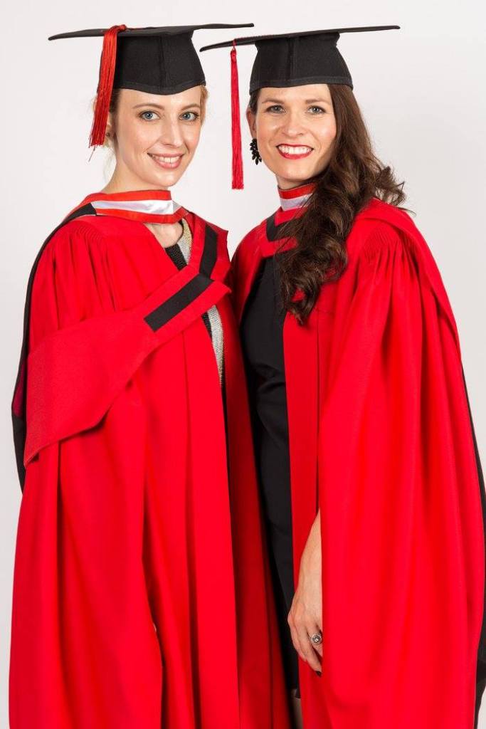 Graduation Academic Apparel Gowns Robes