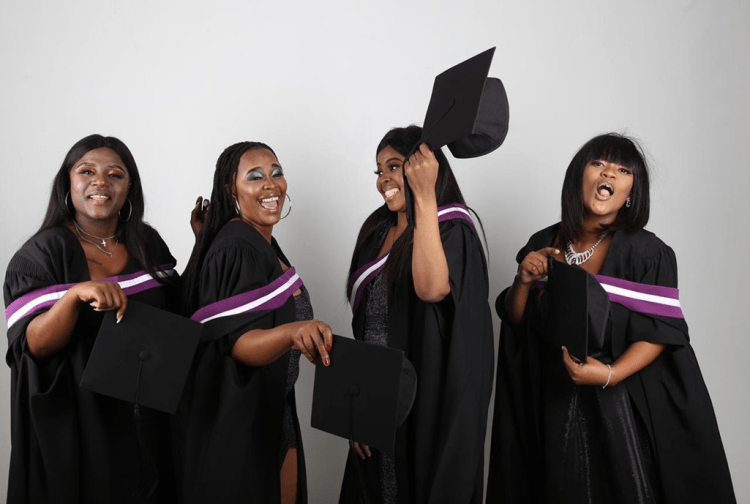 Graduation Academic Apparel Gowns Robes